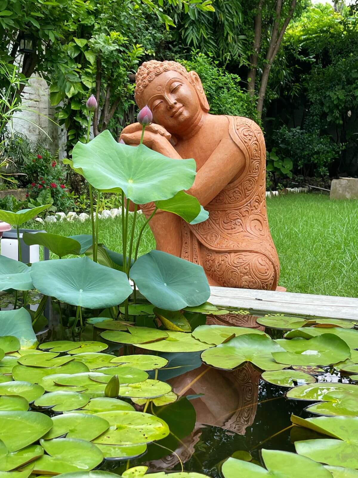 Best Outdoor Statues with 4 Best Tips - The Stone Studio
