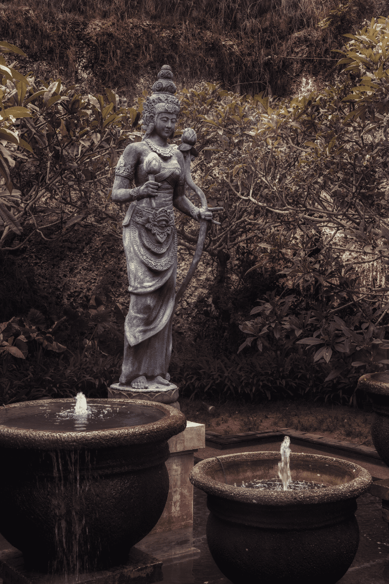 Stone vs Fiber Statues: 5 Best Comparison - The Stone Studio