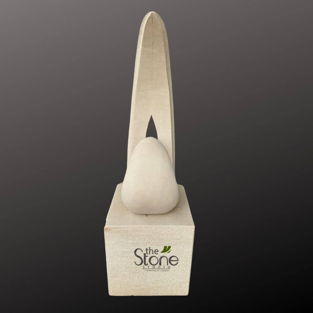 Modern Statue for Garden 4.5ft: Buy Best Idols - The Stone Studio